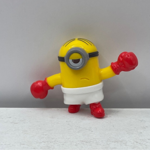Toys | 219 Boxing Boxer Stuart 2 Mcdonalds Minion Figure Despicable Me ...